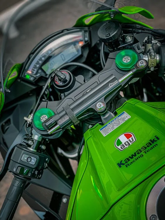 دانلود برنامه Kawasaki Ninja ZX۱۰r Wallpaper اندروید | بازار